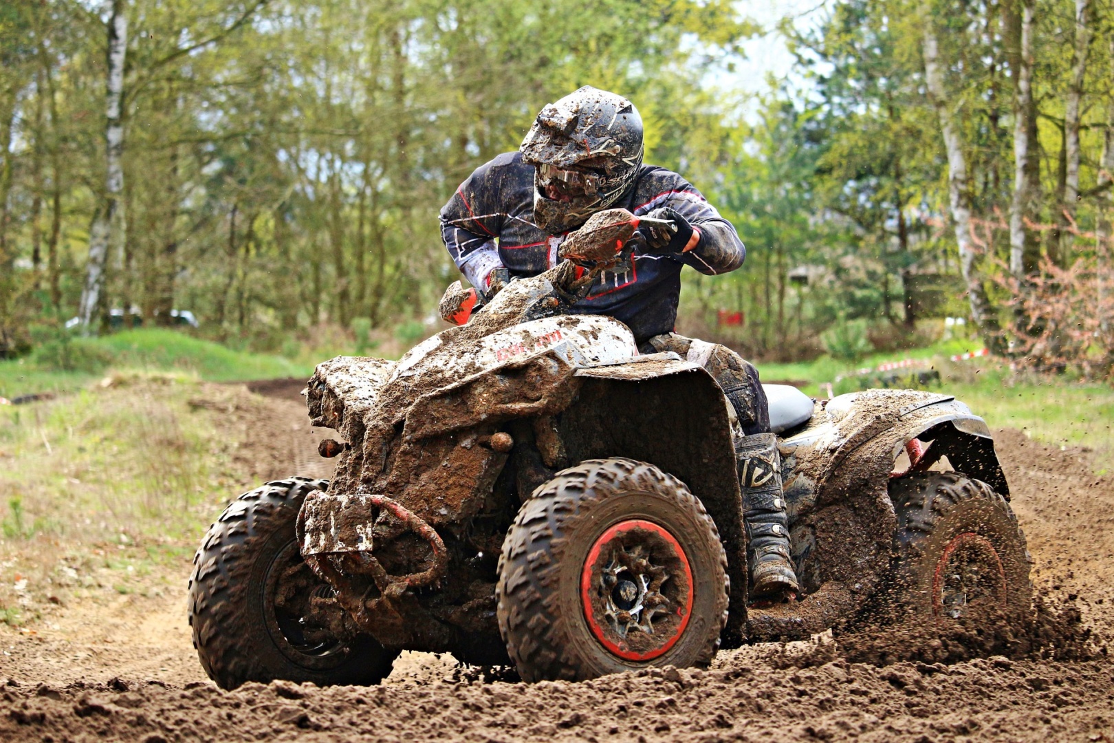 Qual é a diferença entre um ATV e UTV? - Blog Dandaro 4x4